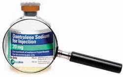 Dantrolene có tác dụng điều trị bệnh gì?